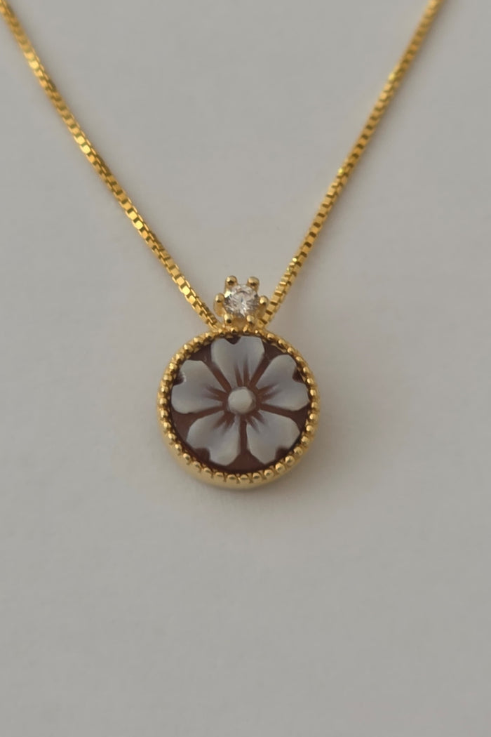 Cammei Artigianali in argento e in oro - Apa dal 1848