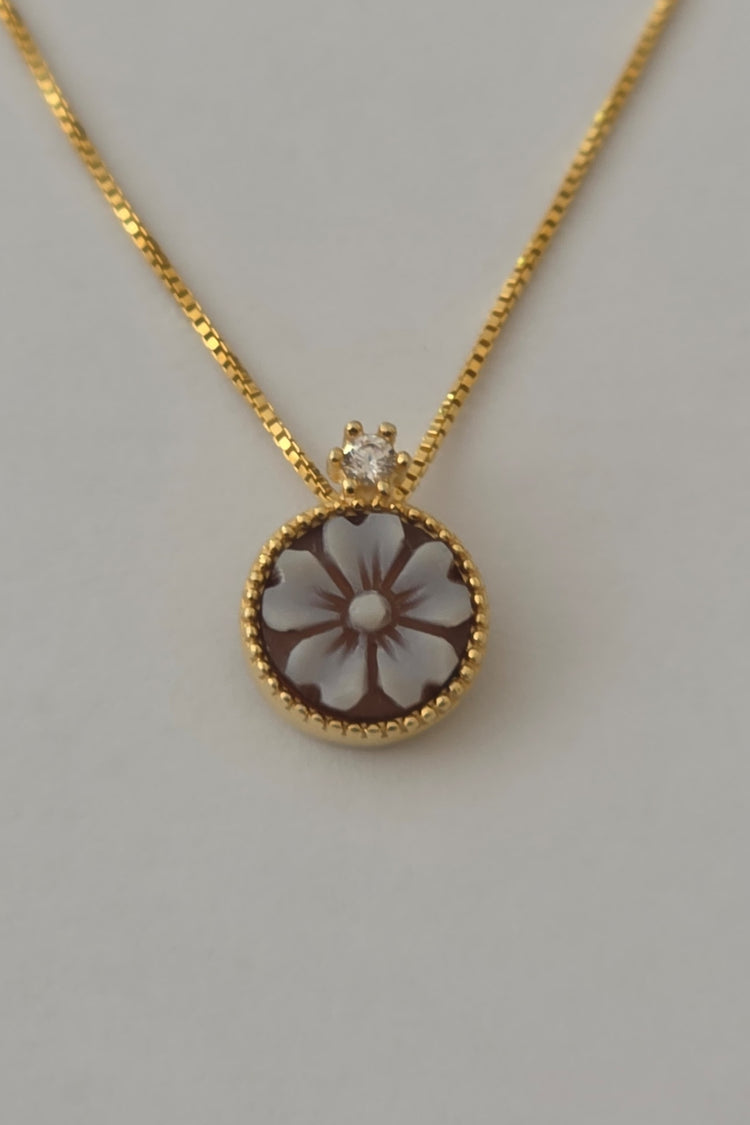 Cammei Artigianali in argento e in oro - Apa dal 1848